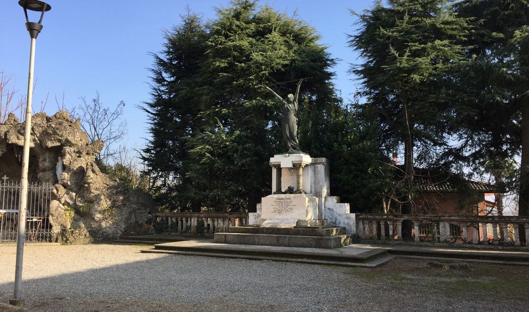 Monumento ai caduti di Chignolo Po - Comune di Chignolo Po (PV) - MEMO ...
