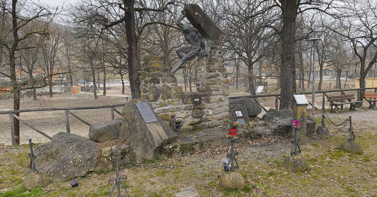 Monumento ai caduti di Botteghino di Zocca - MEMO il progetto delle memorie